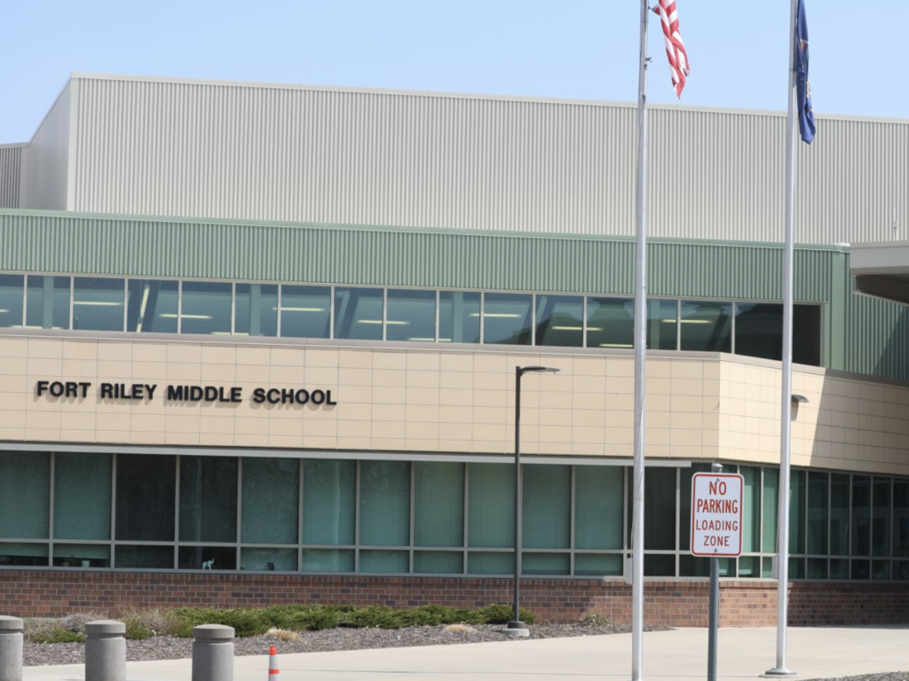 Teacher Who Was Suspended After Refusing To Use Student’s Preferred ...