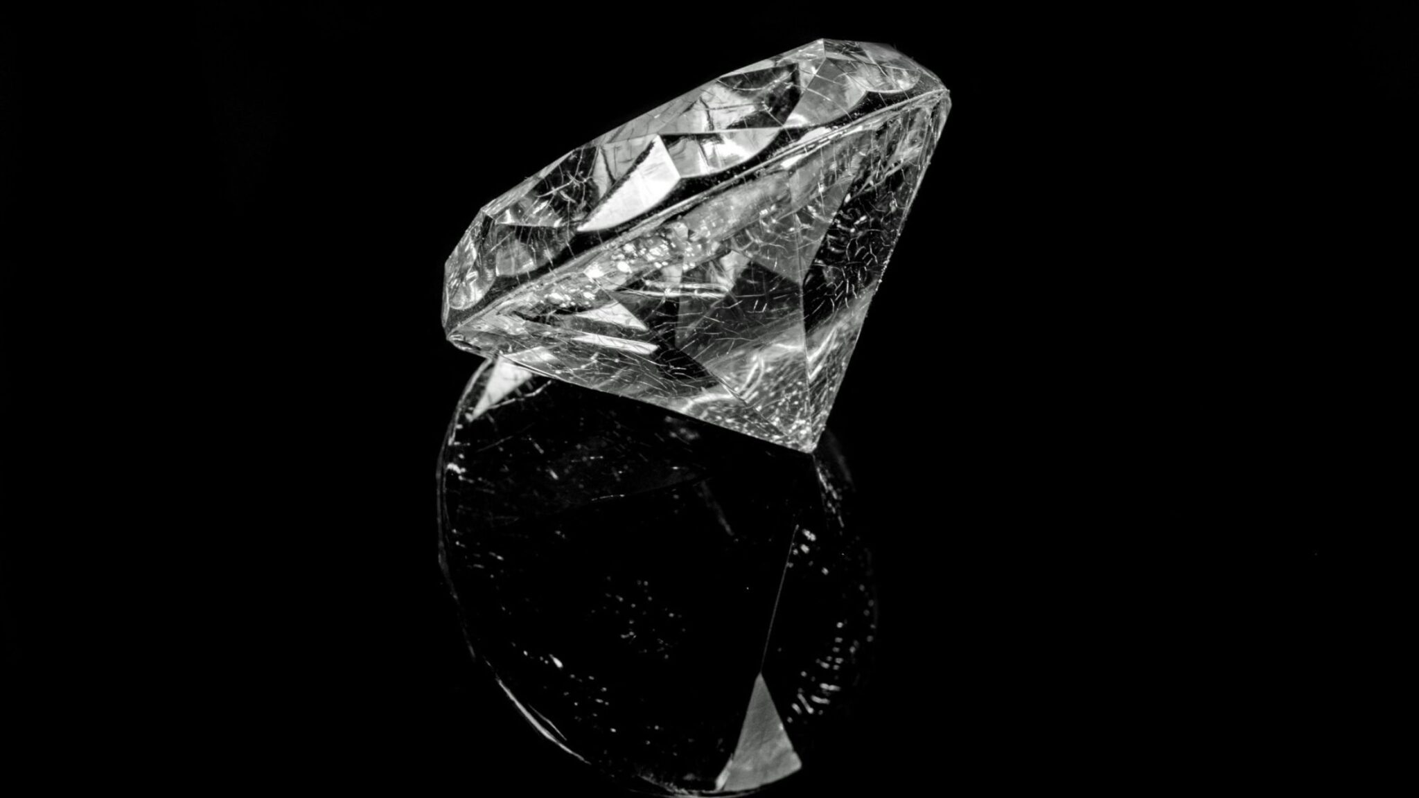 Nasa Found A Diamond In Space That Is 5 Times Bigger Than Earth!